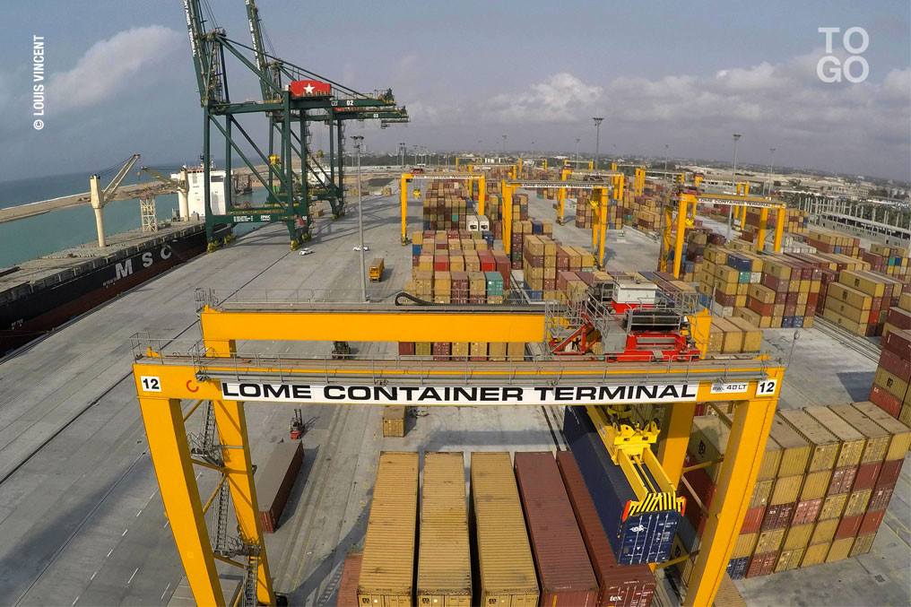 Pour améliorer ses services aux navires, Lomé Container Terminal va se ...