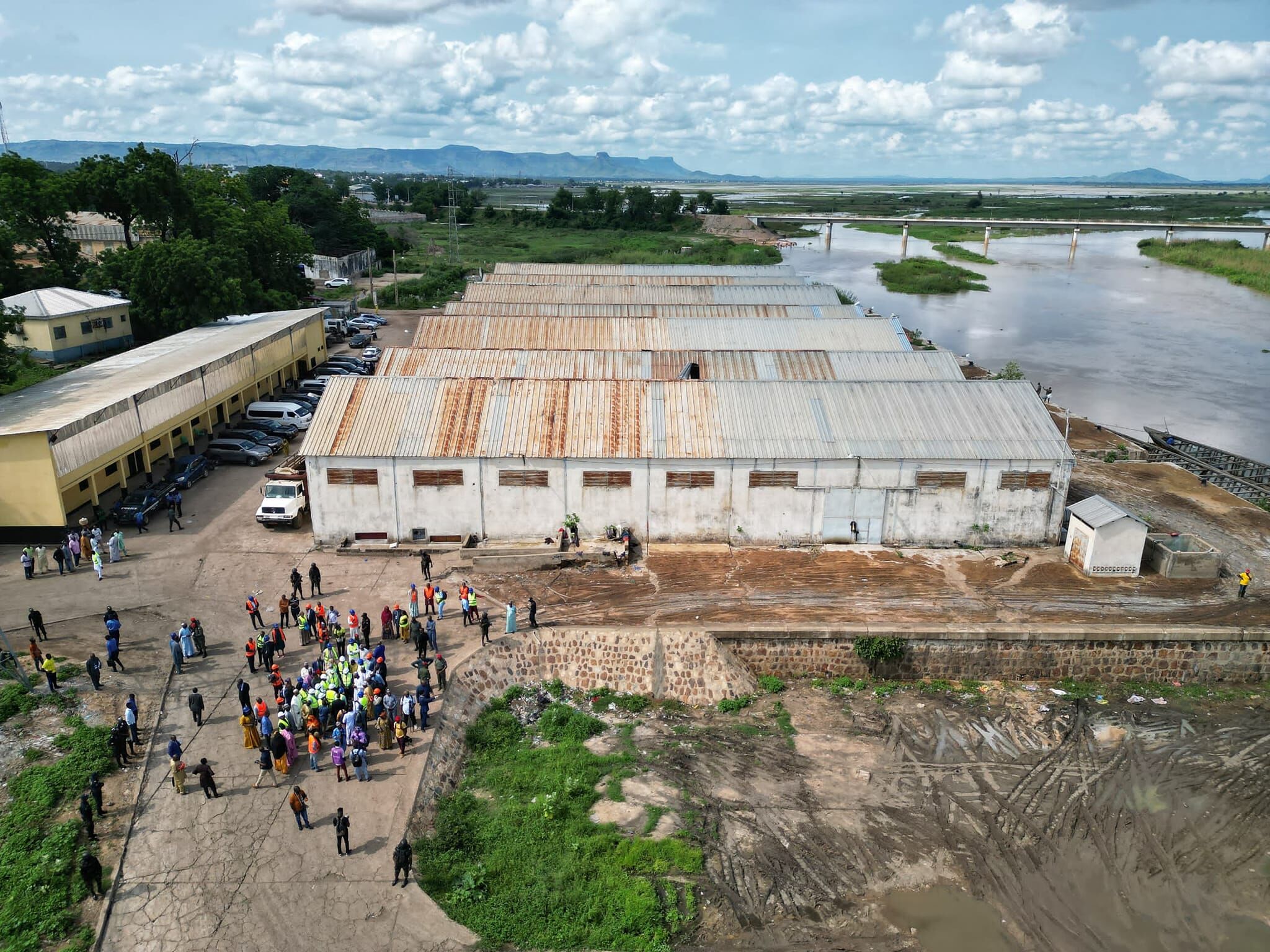 Le Cameroun lance une étude sur la réhabilitation et modernisation du ...